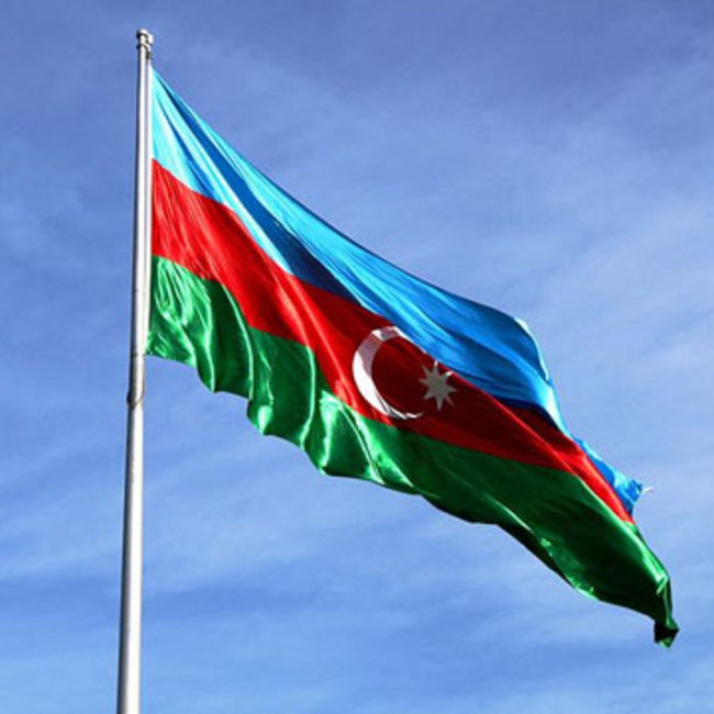 Bayraq Meydanındakı Azərbaycan bayrağı endirildi - FOTOLAR