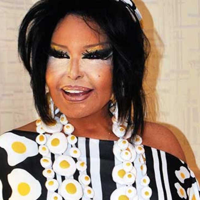 Bülent Ersoyun yeni sevgilisi ilə fotosu yayıldı (FOTO)