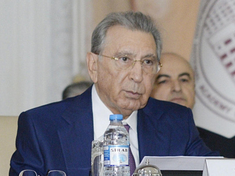 Ramiz Mehdiyev: "AMEA-nın inkişafı üçün islahatlara ehtiyac var"